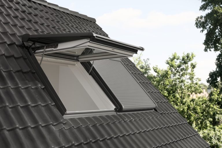 Velux Dachfenster Rollo Aussen